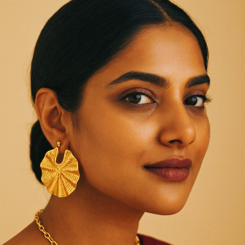 Sabriya Wavey Hoops – Shop Black Star Network
